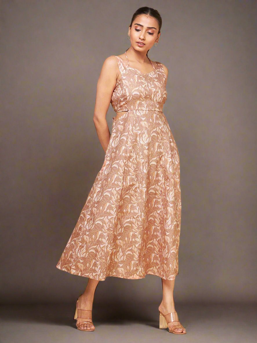 Saaki | Women's Clothing Brand co-created with Samantha Ruth Prabhu