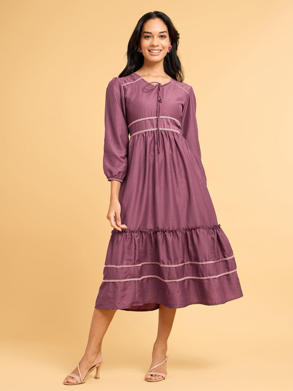 Power Dresses – Saaki